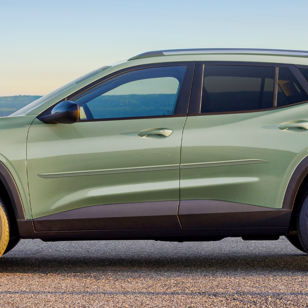 Painted Body Side Moldings : Chevrolet Trax Painted Body ...