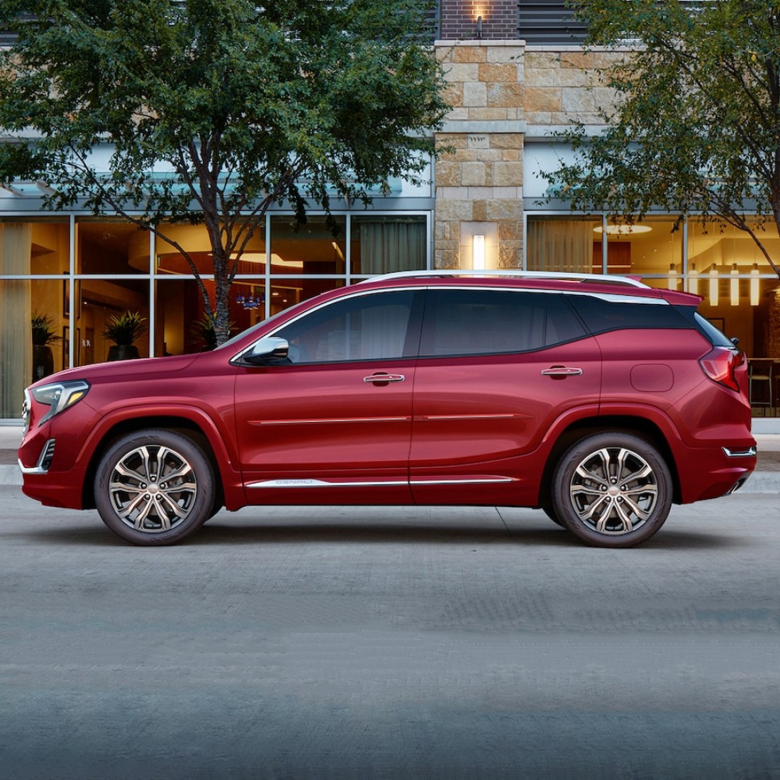 Painted Molding with Chrome Insert : GMC Terrain ChromeLine ...