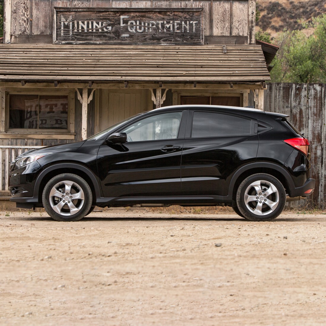 Body Side Moldings : Honda HR-V Painted Body Side Molding ...