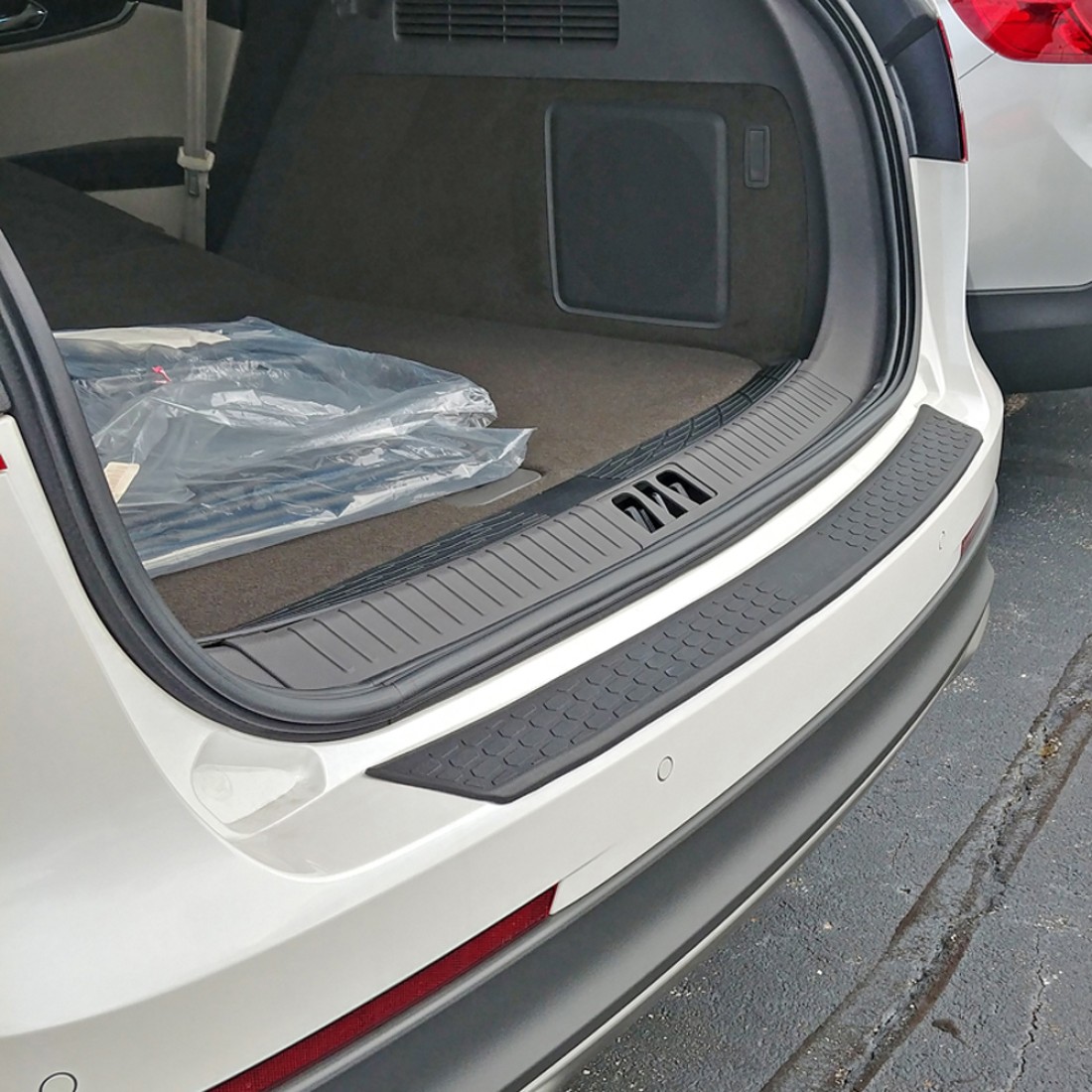 Bumper Protectors : Lincoln MKX Rear Bumper Protector 2016 ...