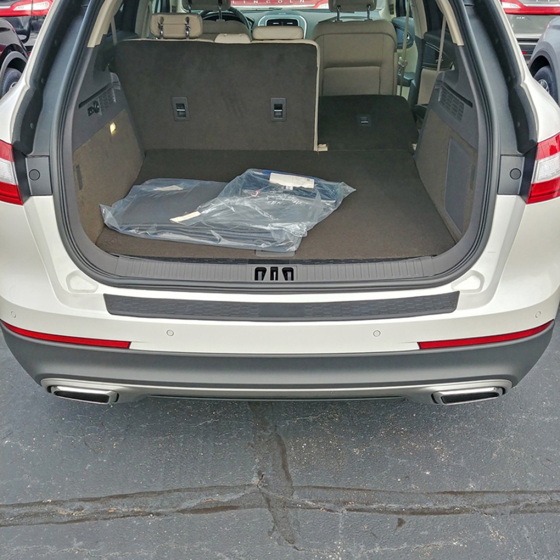 Bumper Protectors : Lincoln MKX Rear Bumper Protector 2016 ...