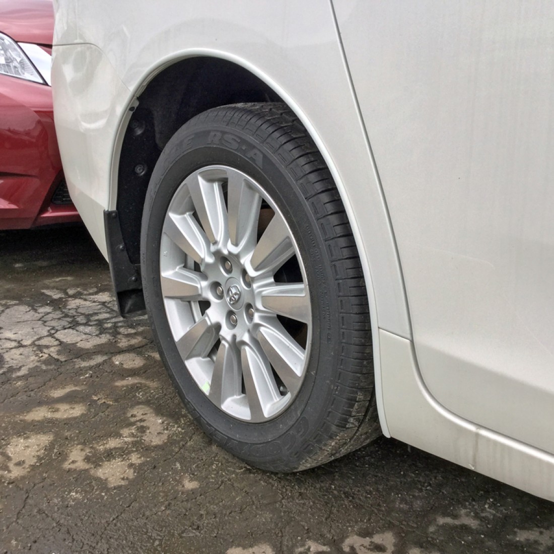 Edge Trim : Body Side Molding and Wheel Well Trim; 16' Roll ...